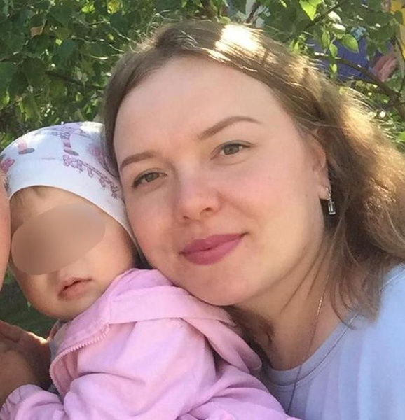 Солистку группы «Росичи» Елизавету Кутурову, выпавшую с 10 этажа, похоронили в родном селе | STARHIT