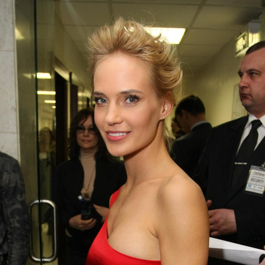 Тест: угадай звезду по спине | STARHIT