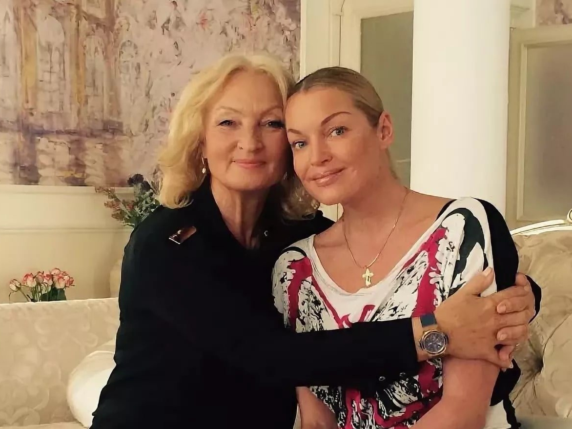 Страница 1329 - Новости | STARHIT