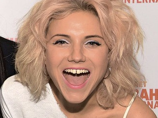 Страница 200 - Эксклюзив | STARHIT